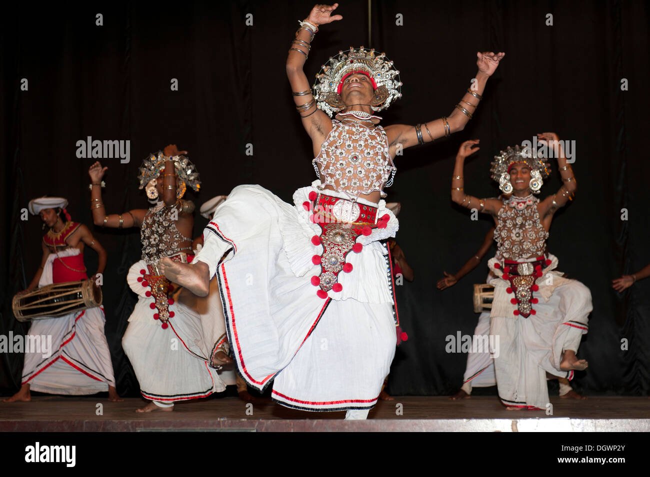 Dancers in traditional costume, Kandy Dancers, Kandy, Sri Lanka Stock ...