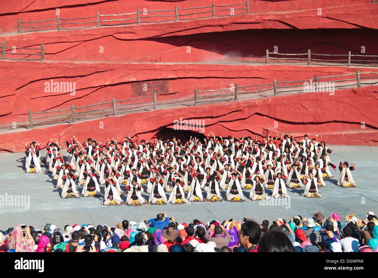 Impression lijiang show hi-res stock photography and images - Alamy