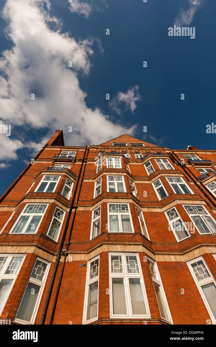 Brick buildings in the Old Gloucester - corner of Marylebone Road ...