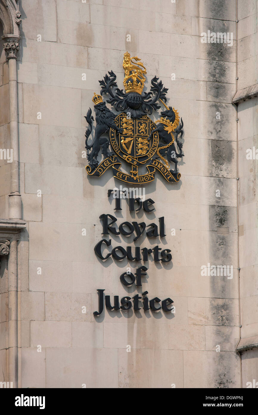 Crest of The Royal Courts of Justice, Supreme Court, in Fleet Street ...