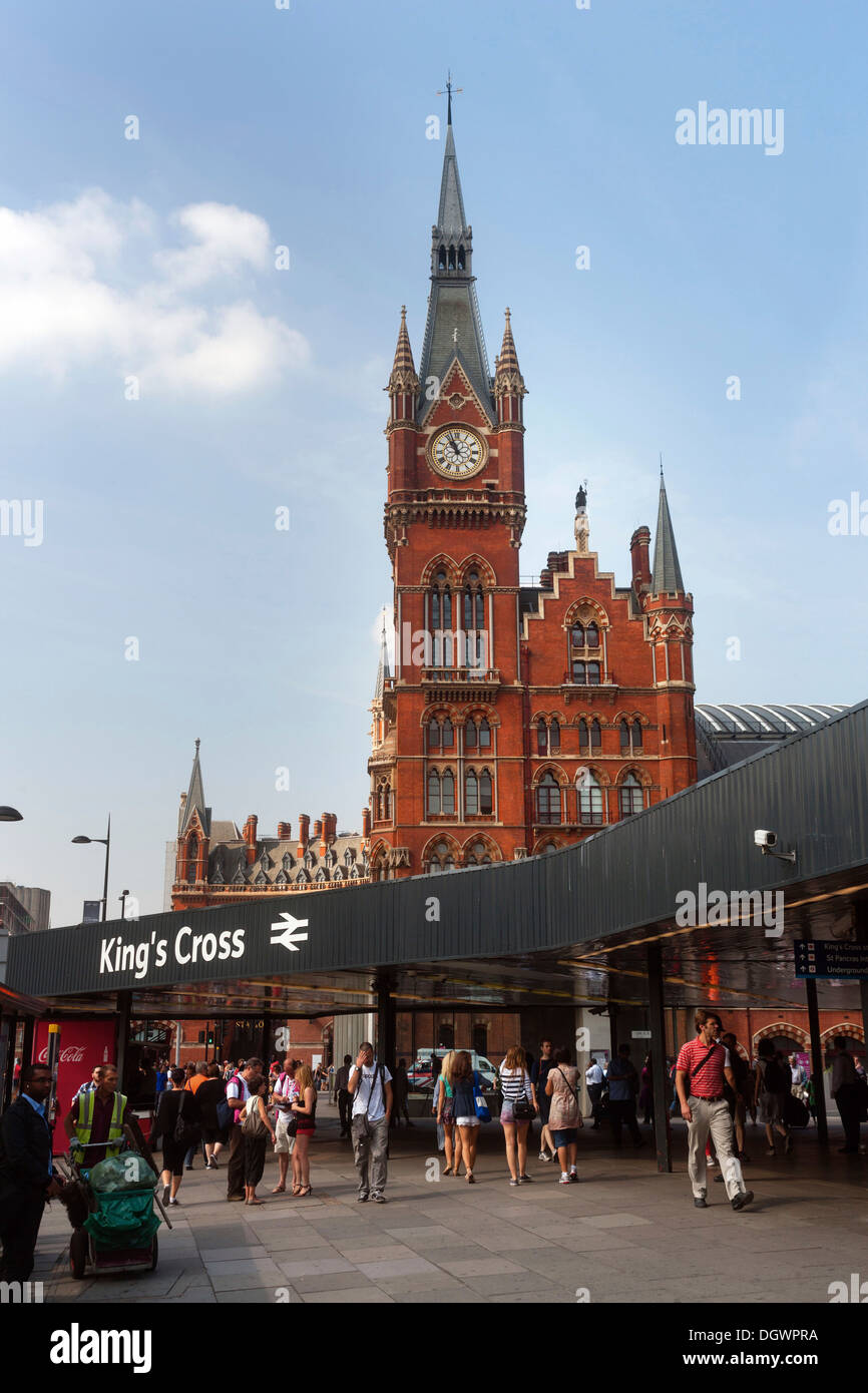 Neo-Gothic St Pancras station with clock tower, King's Cross Metro ...