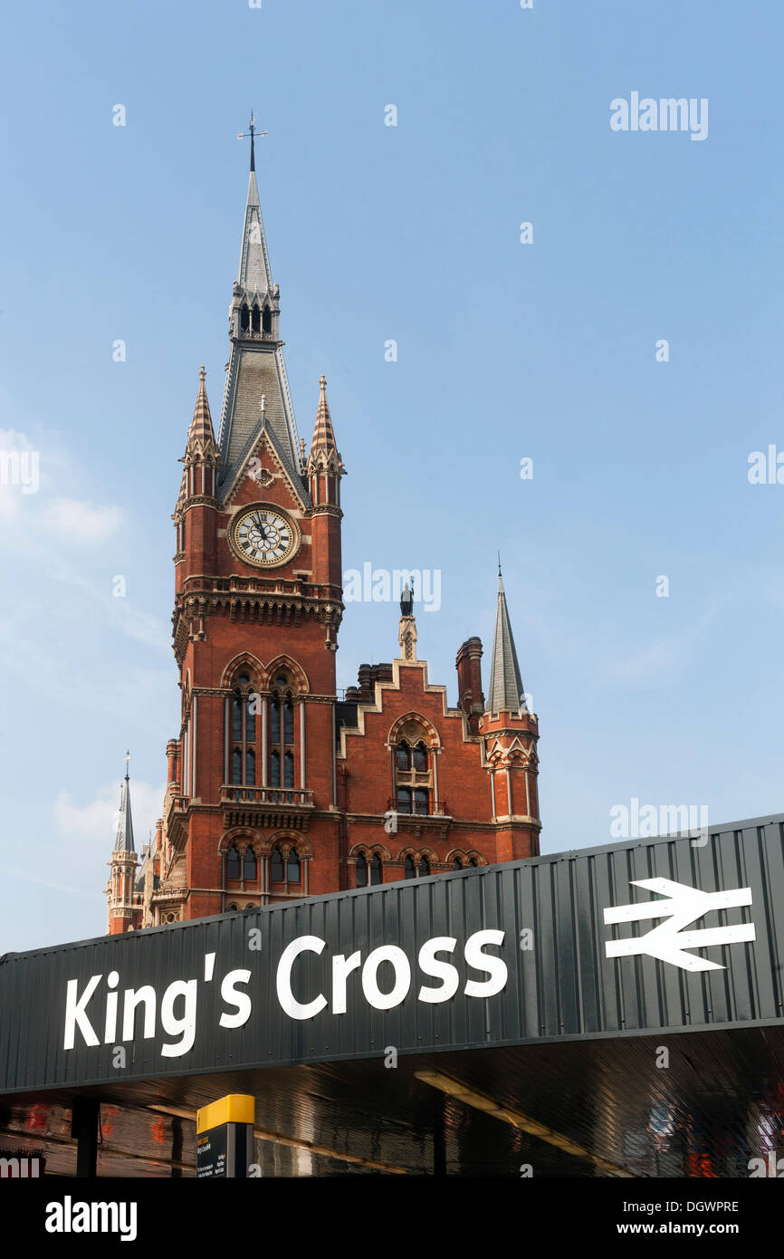 Neo-Gothic St Pancras station with clock tower, King's Cross Metro ...