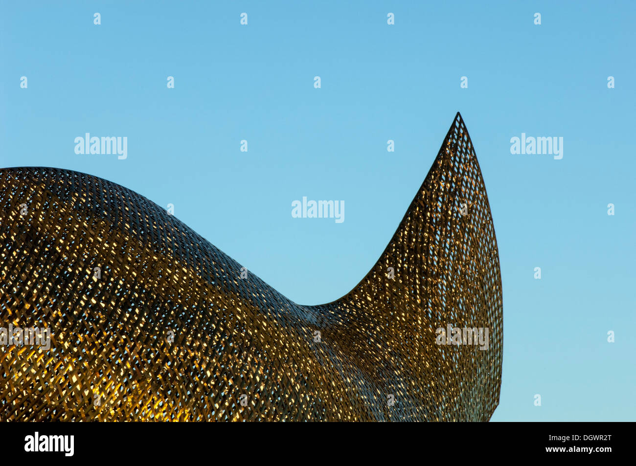 Copper fish ( Peix ) by Frank Gehry, Barcelona, Catalunya, Spain Stock ...