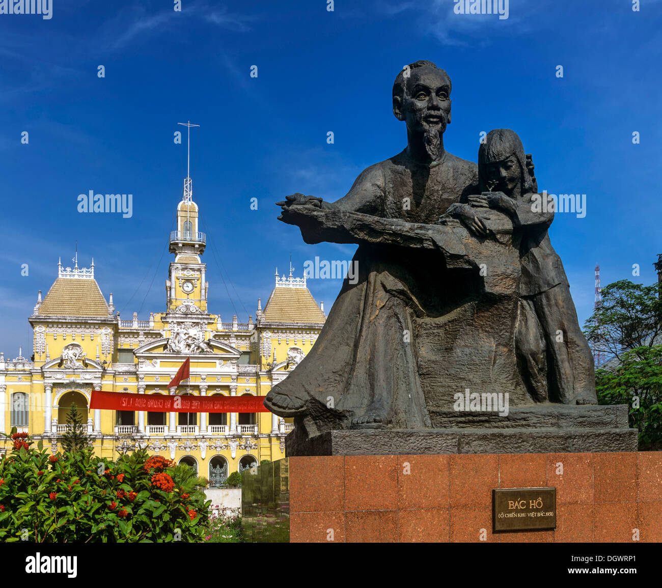 Statue of Ho Chi Minh or "Uncle Ho" with a child, Hotel de Ville or ...