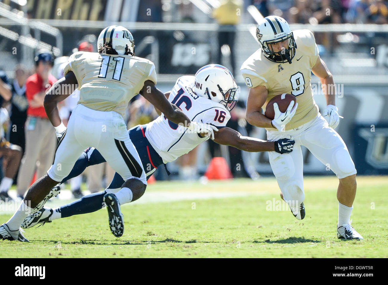 Orlando, Florida, USA. 26th Oct, 2013. S: Central Florida wide receiver ...