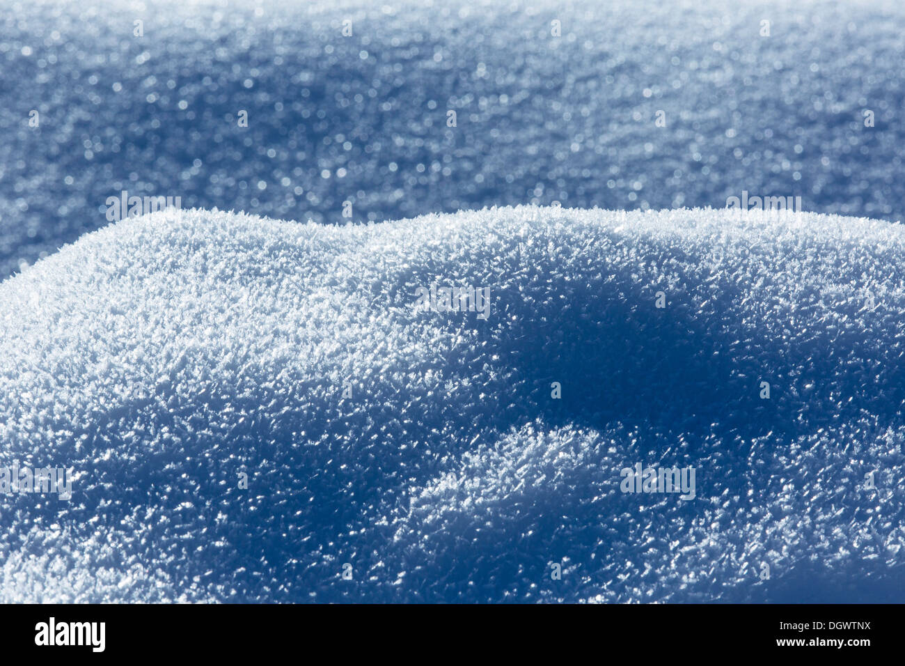 Snow crystals hi-res stock photography and images - Alamy