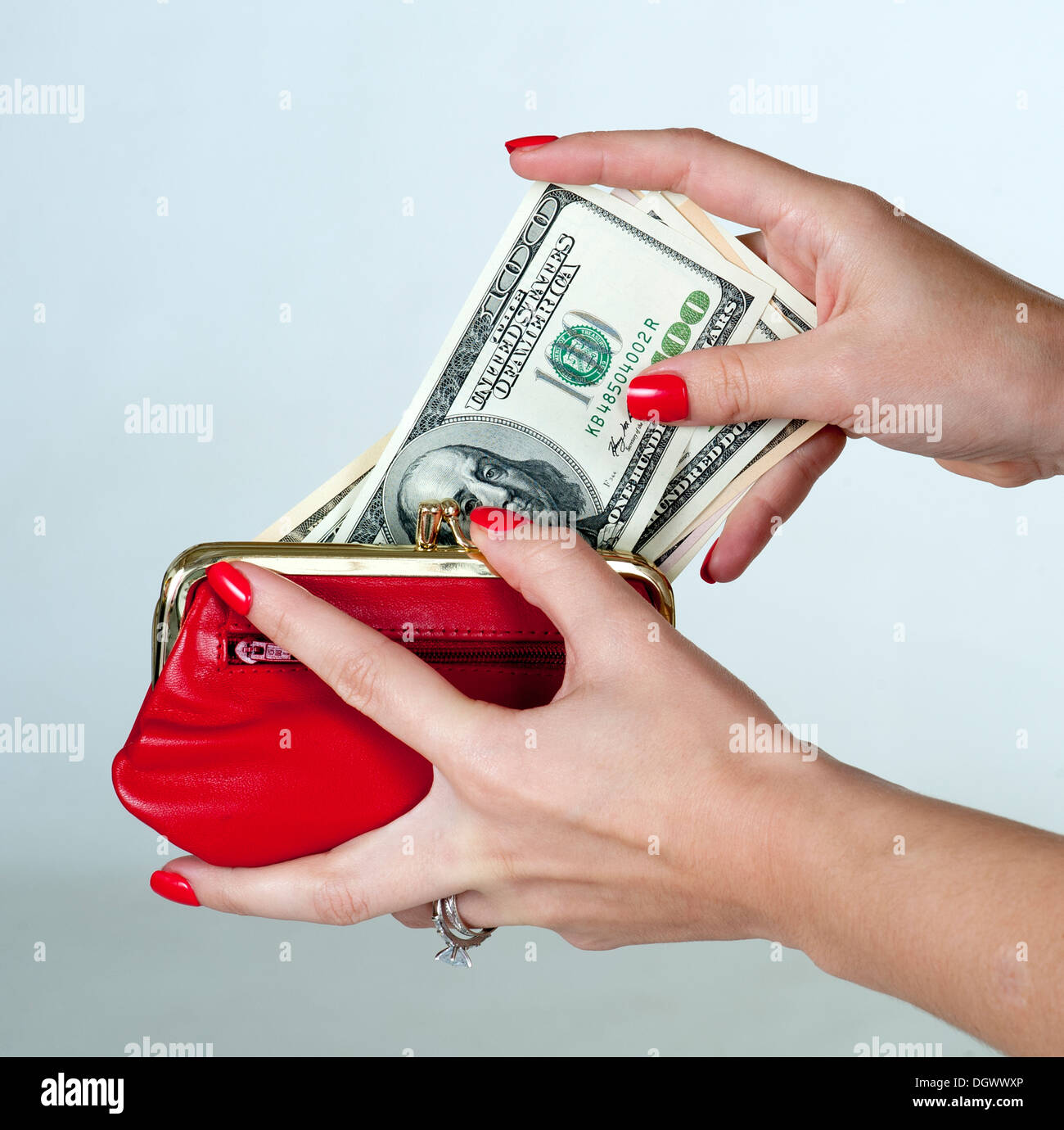 Handling cash hi-res stock photography and images - Alamy