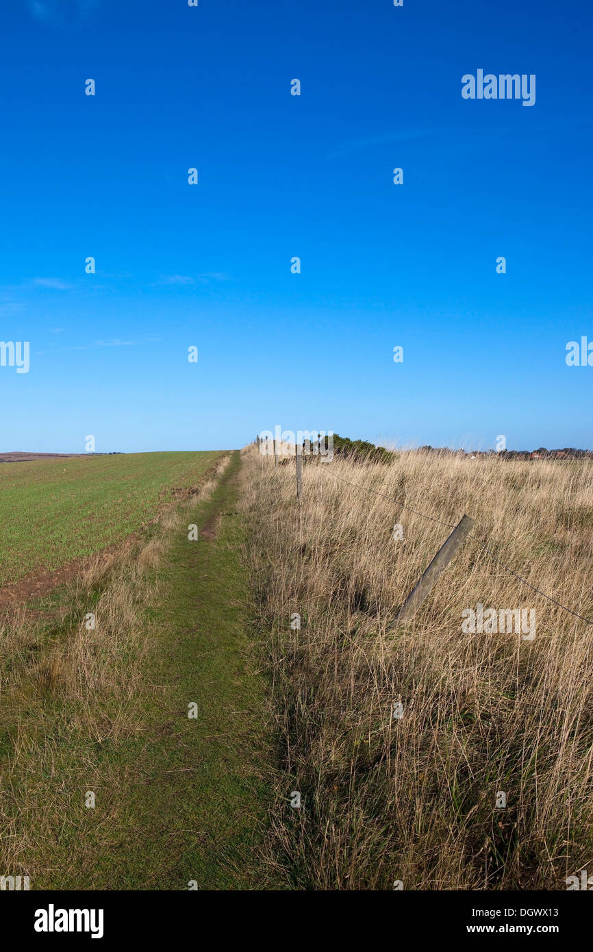 Rural footpath hi-res stock photography and images - Alamy
