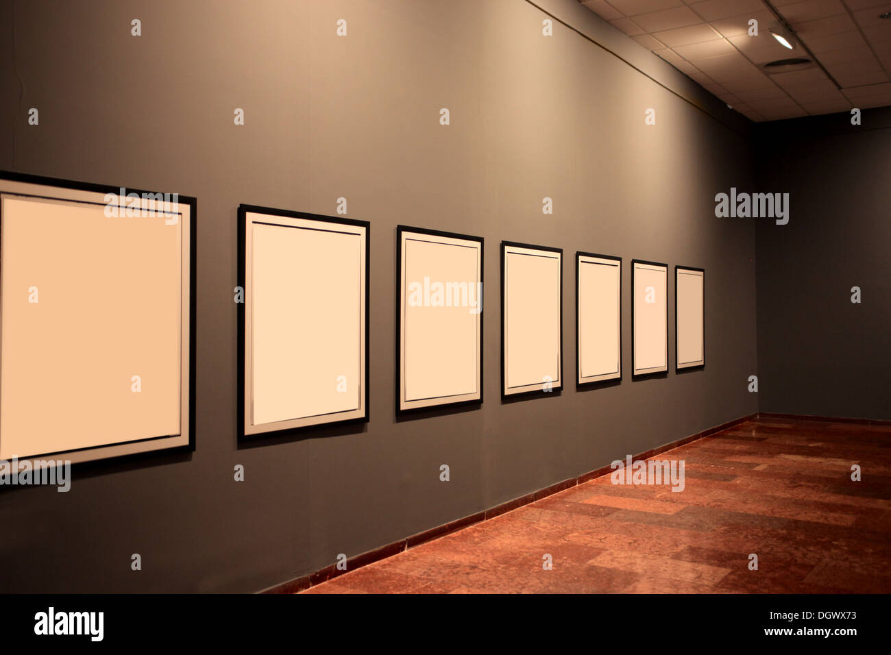 Empty frame museum hi-res stock photography and images - Alamy