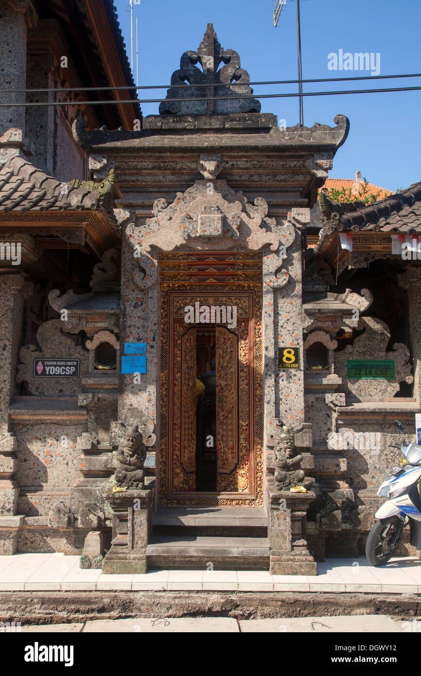 House entrance decoration Bali gate Indonesia door enter get in Ubud ...