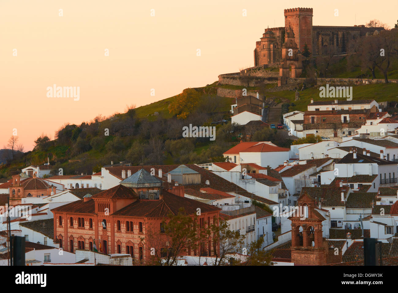 Sierra de aracena y picos de aroche natural park hi-res stock ...