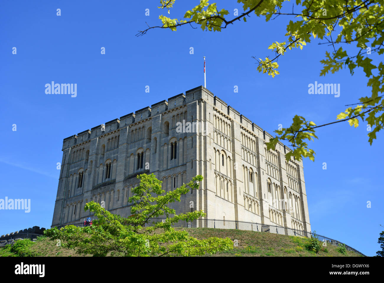 Norwich castle medieval hi-res stock photography and images - Alamy