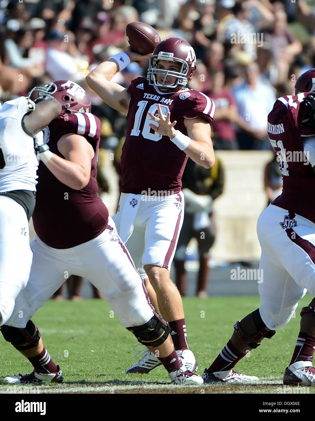 College Station, TX, USA . 26th Oct, 2013. Matt Joeckel #16 of the Texas A&M Aggies in action vs ...