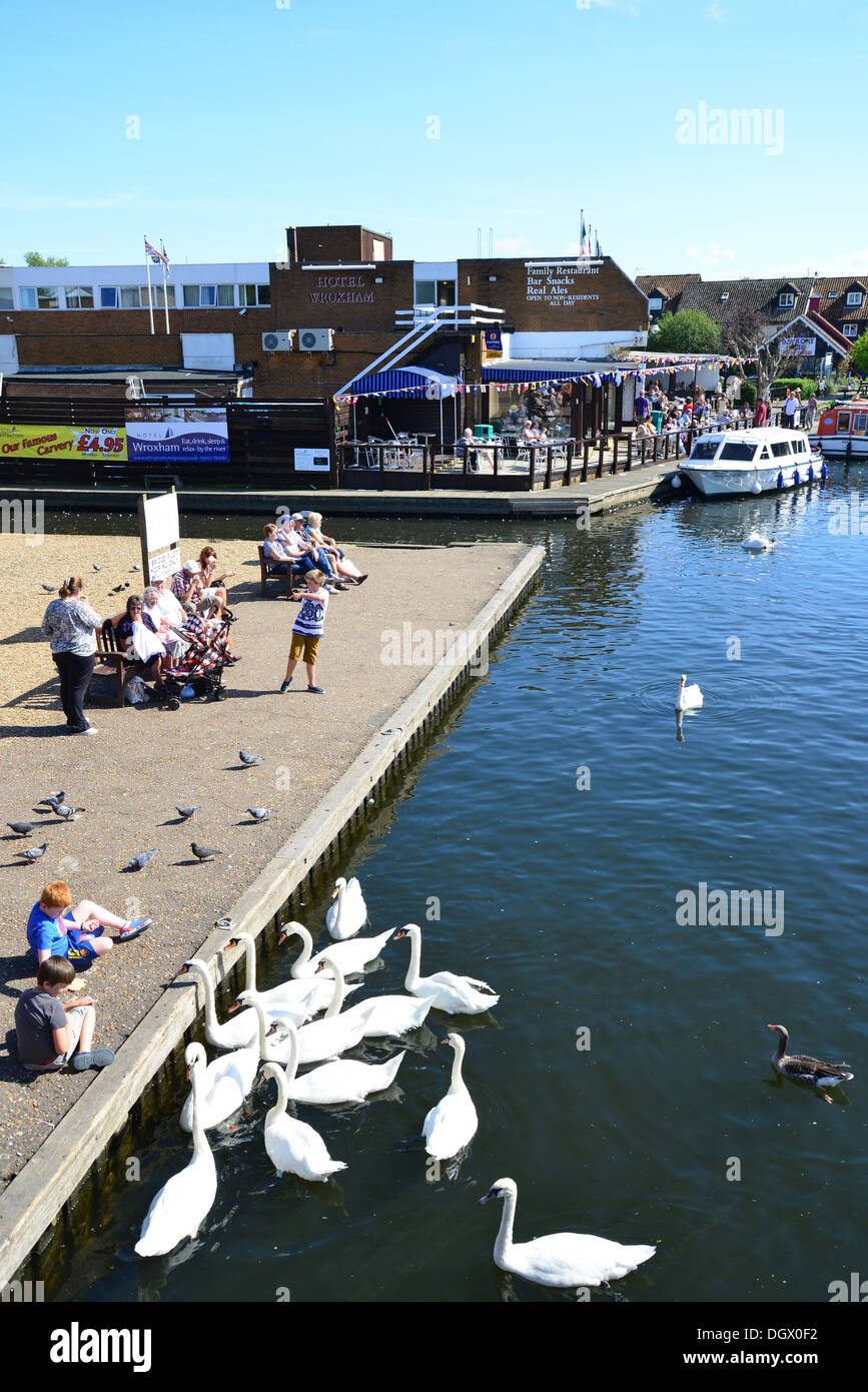 River Bure at Wroxham, Norfolk Broads, Norfolk, England, United Kingdom ...
