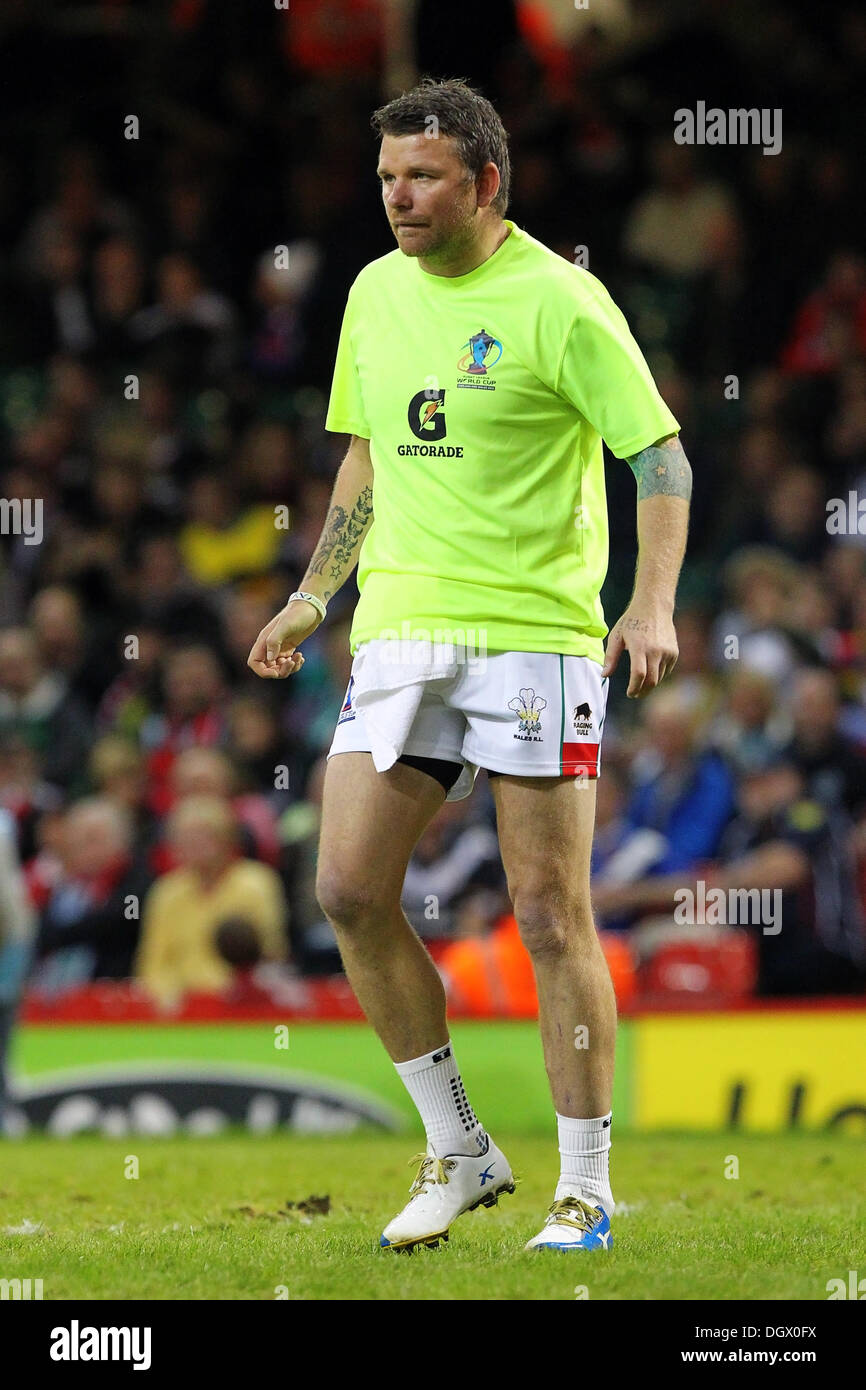 Cardiff, Wales. 26th Oct, 2013. Wales Head Trainer and ex Warrington ...