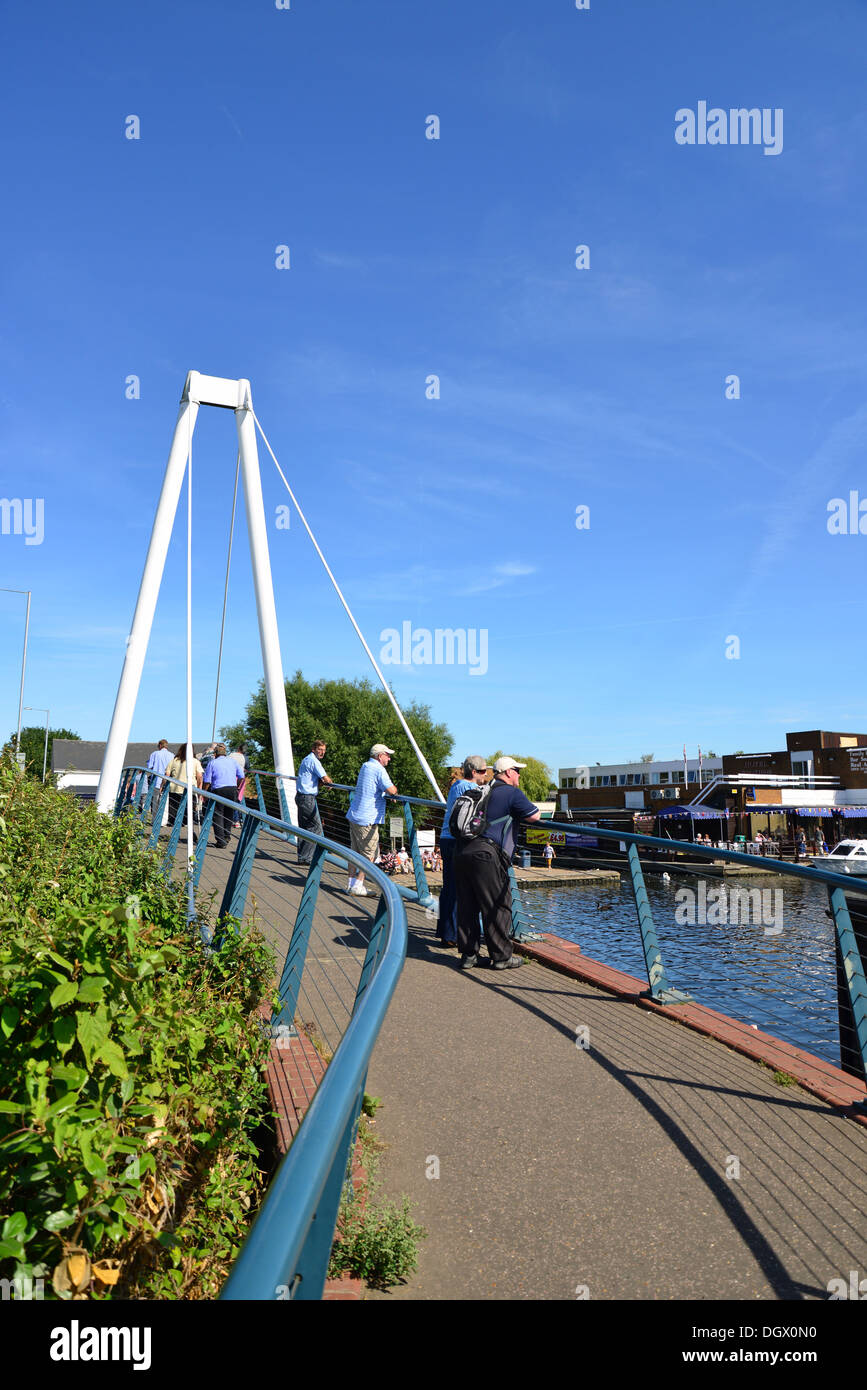 Footbridge over River Bure, Wroxham, Norfolk Broads, Norfolk, England ...