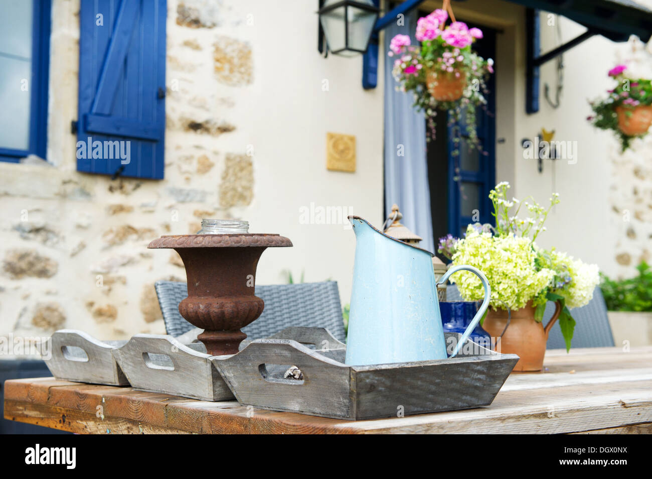 Still life outdoor hi-res stock photography and images - Alamy