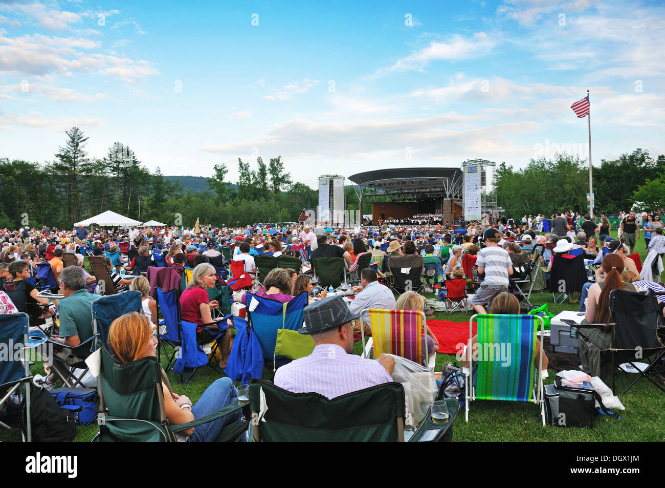 The american symphony orchestra hi-res stock photography and images - Alamy
