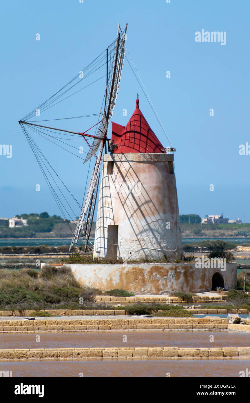 Windmill with salt ponds of Marsala, Province of Trapani, Sicily, Italy ...