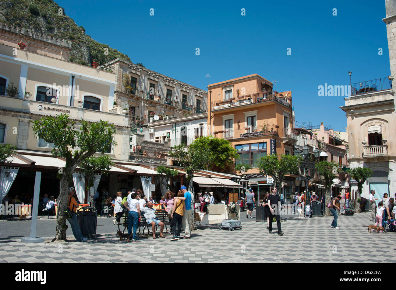 Piazza IX Aprile square, Taormina, Sicily, Italy, Europe Stock Photo ...