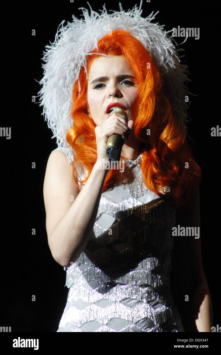 Paloma Faith in concert with the Guy Barker Orchestra - Symphonic Grace ...