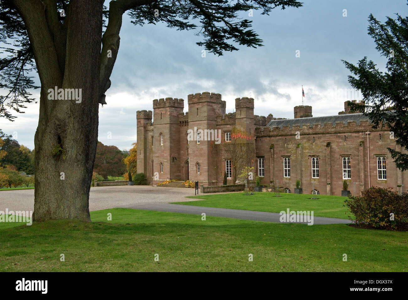 Perth scone palace hi-res stock photography and images - Alamy