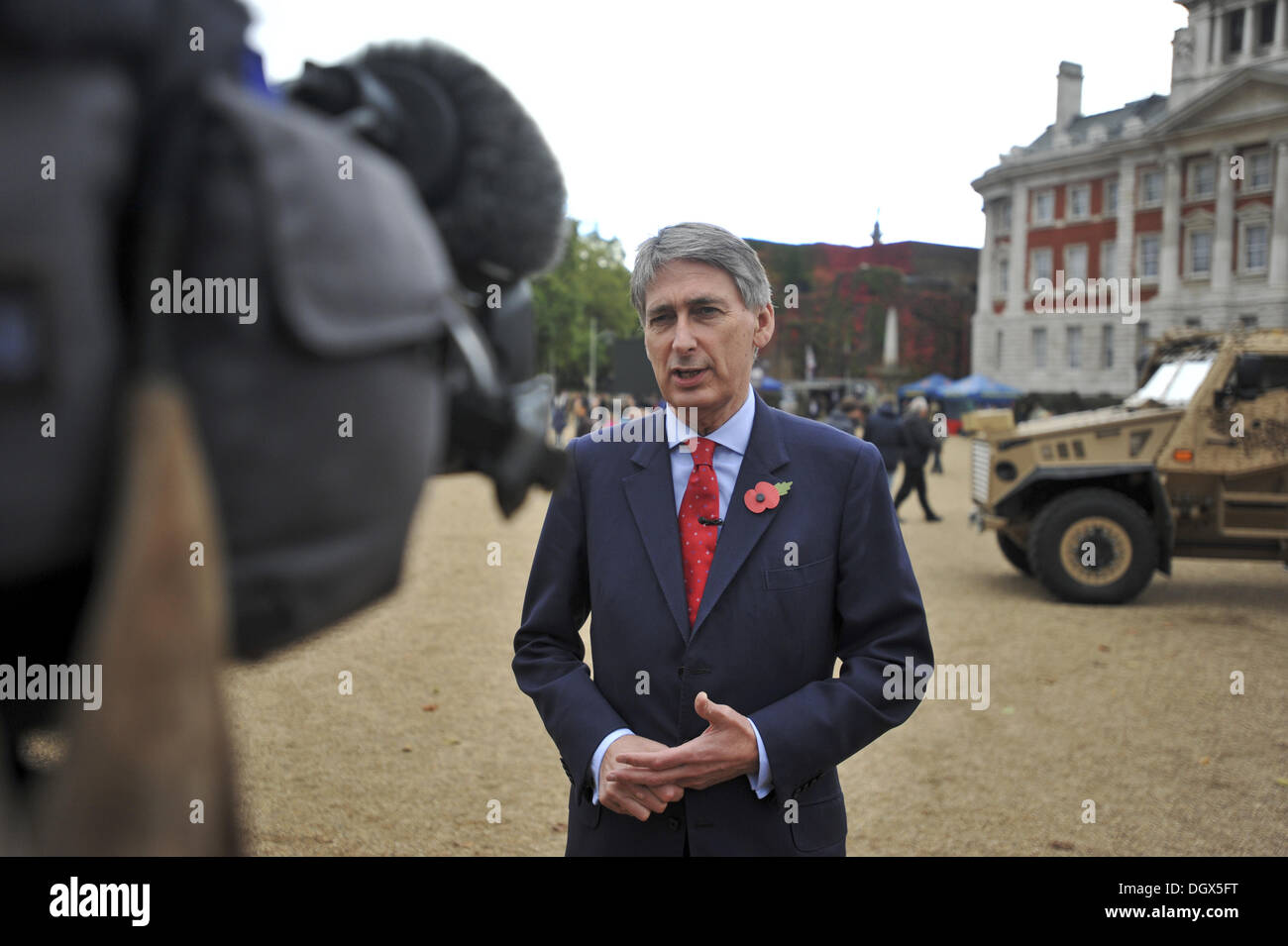 Philip Hammond Mp Defence Secretary Stock Photos & Philip Hammond Mp ...