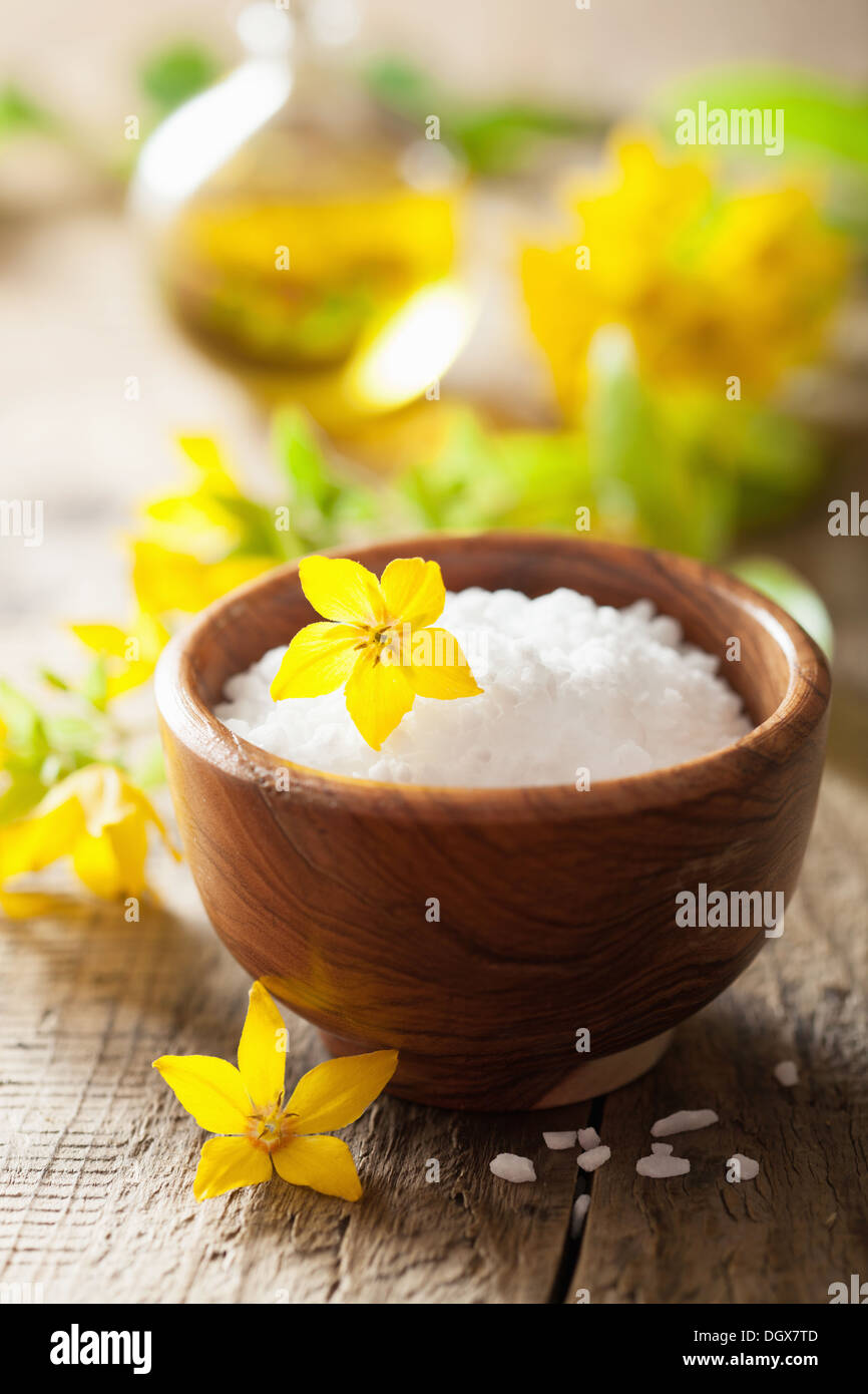 Yellow sea salt hi-res stock photography and images - Alamy
