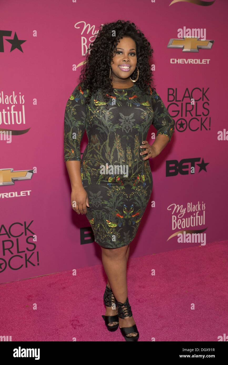 Amber riley performing hi-res stock photography and images - Alamy