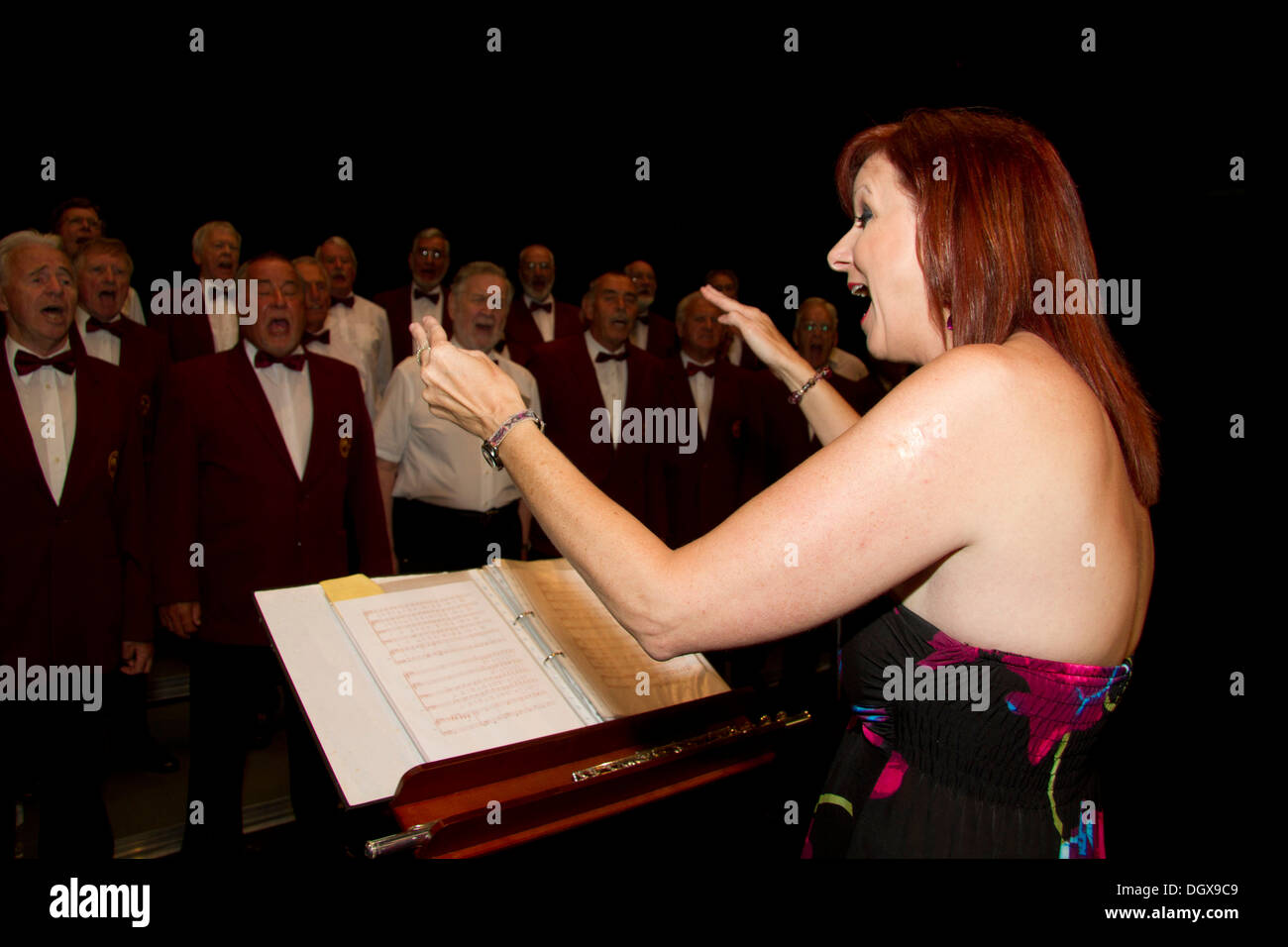 Welsh choir hi-res stock photography and images - Alamy