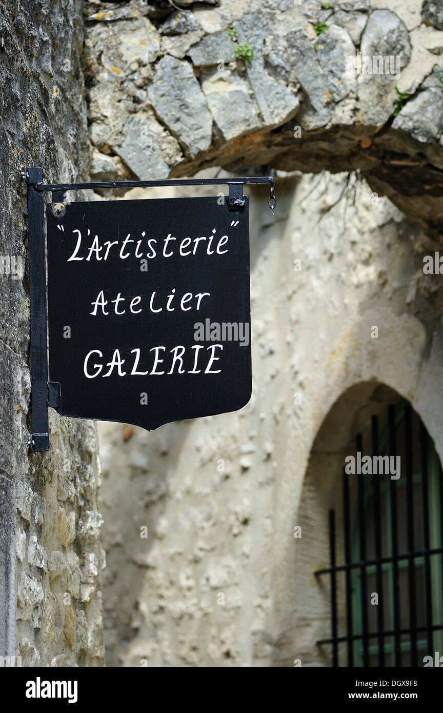 Atelier sign hi-res stock photography and images - Alamy