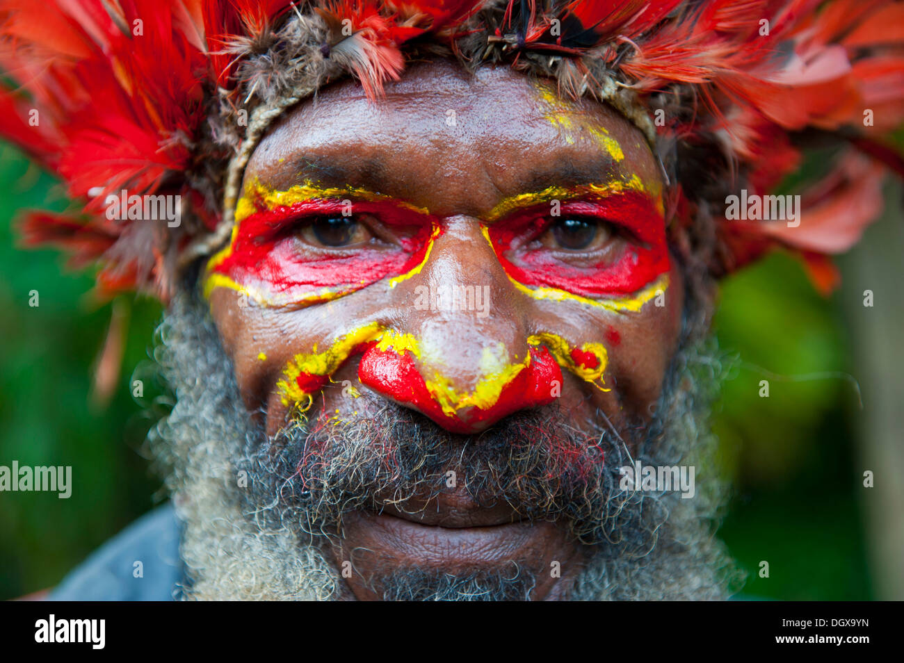 Man painted body paint hi-res stock photography and images - Alamy