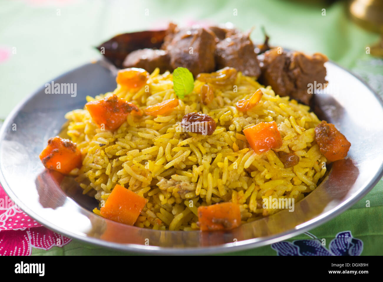 arab rice, ramadan foods in middle east usually served with tandoor ...