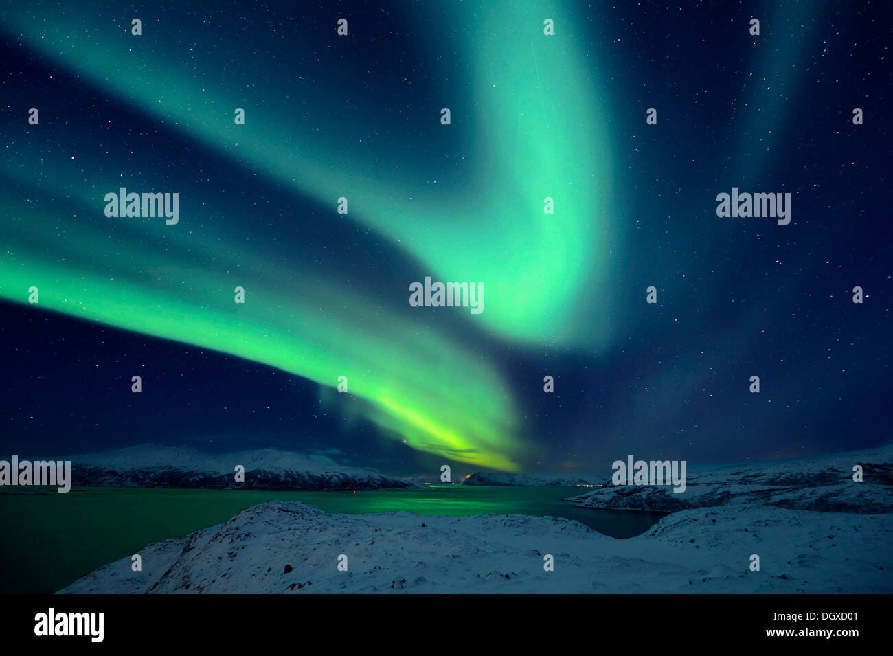 Aurora snow hi-res stock photography and images - Alamy