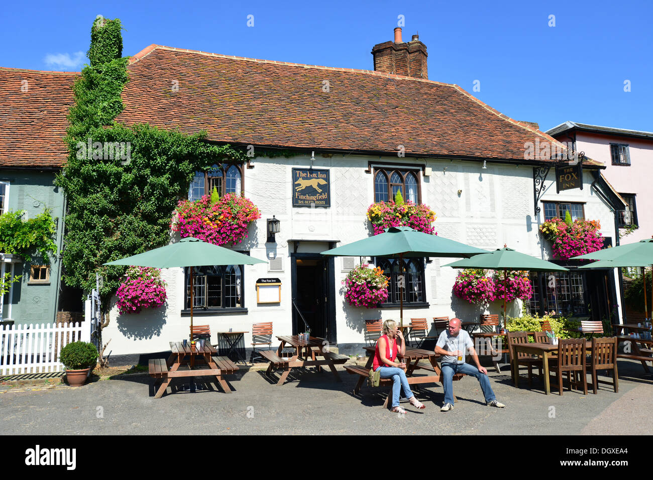 'The Fox Inn' on green, Finchingfield, Essex, England, United Kingdom ...