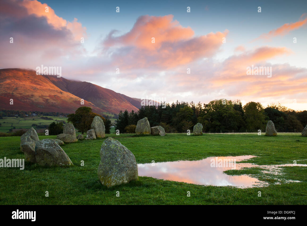 Castlerigg stone circle in Cumbria at sunrise Stock Photo - Alamy