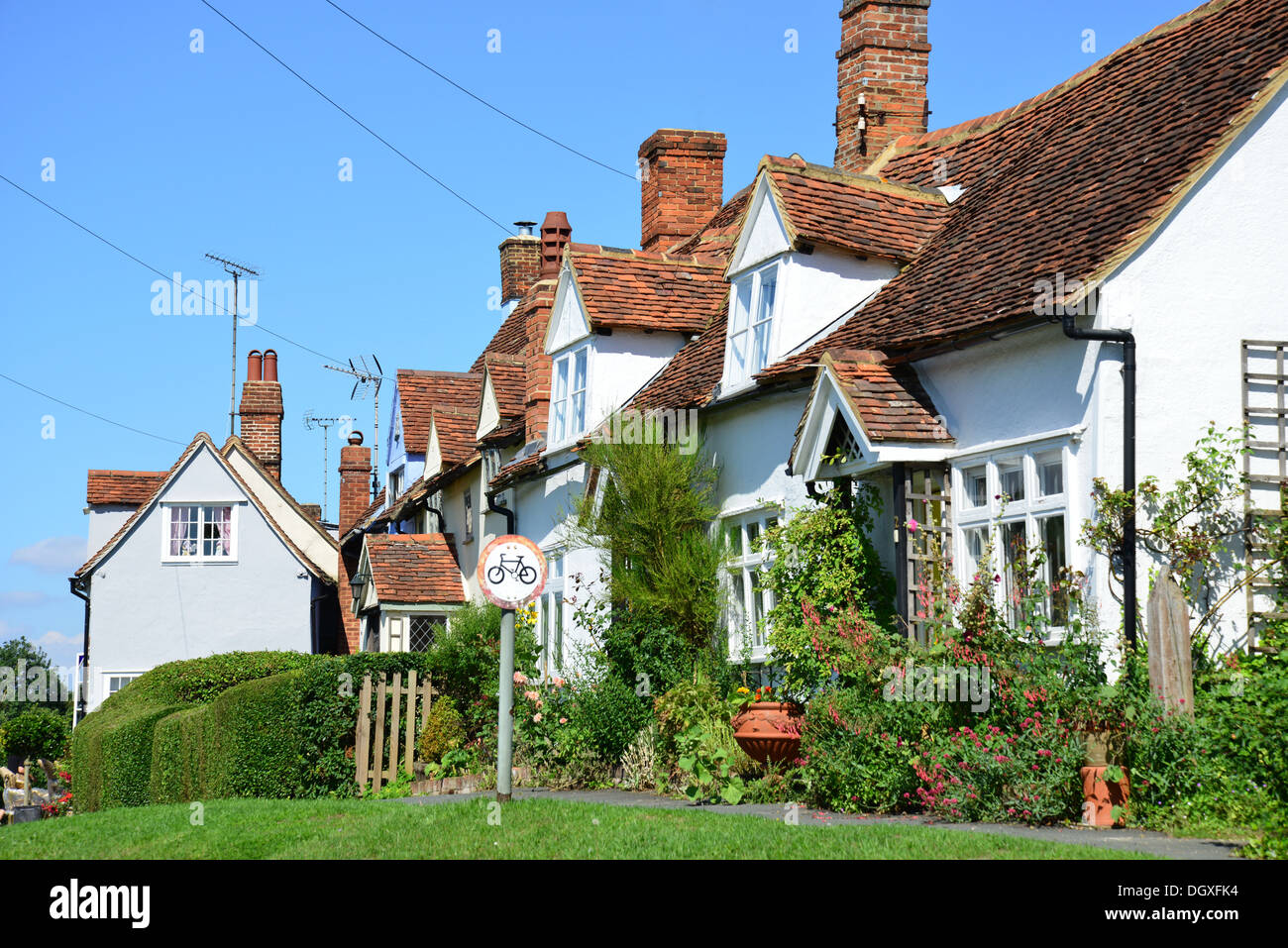 Period cottages in Finchingfield, Essex, England, United Kingdom Stock ...
