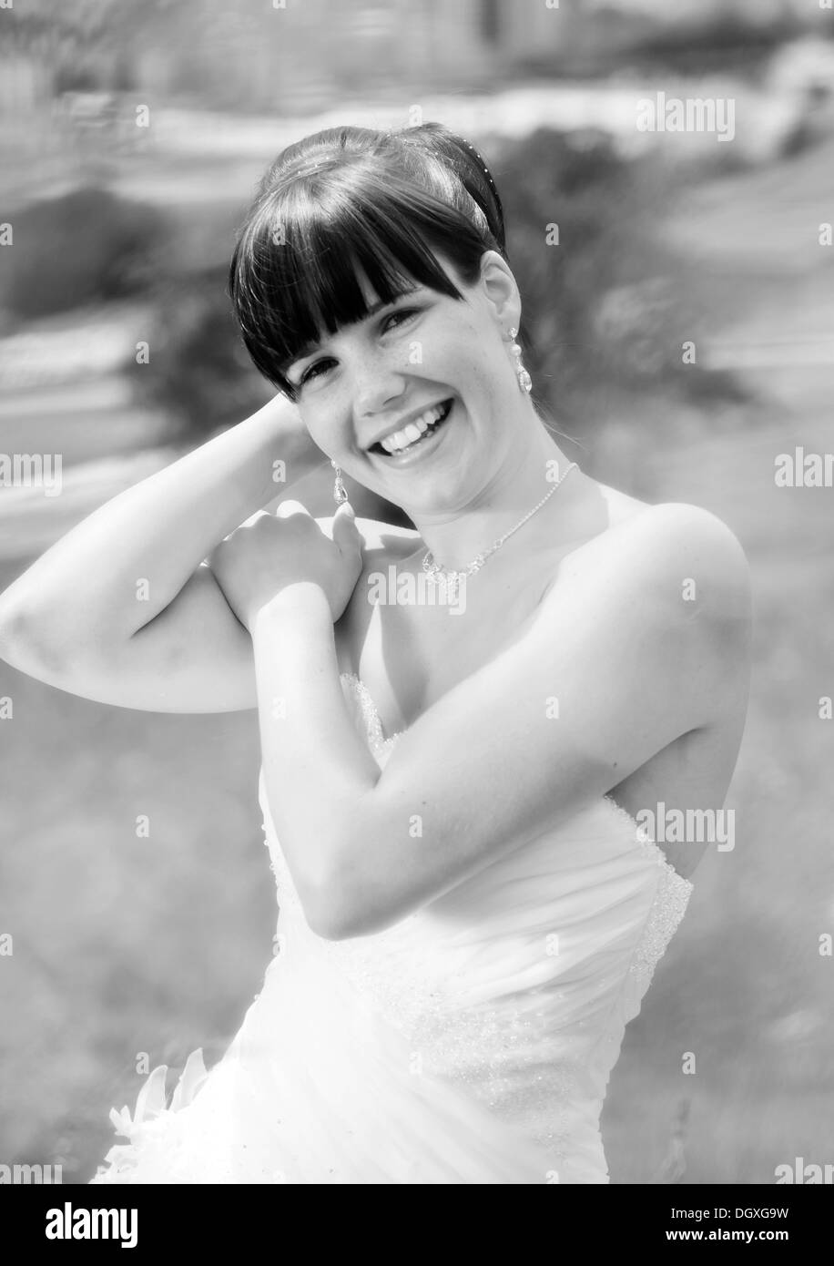 Half a bride hi-res stock photography and images - Alamy