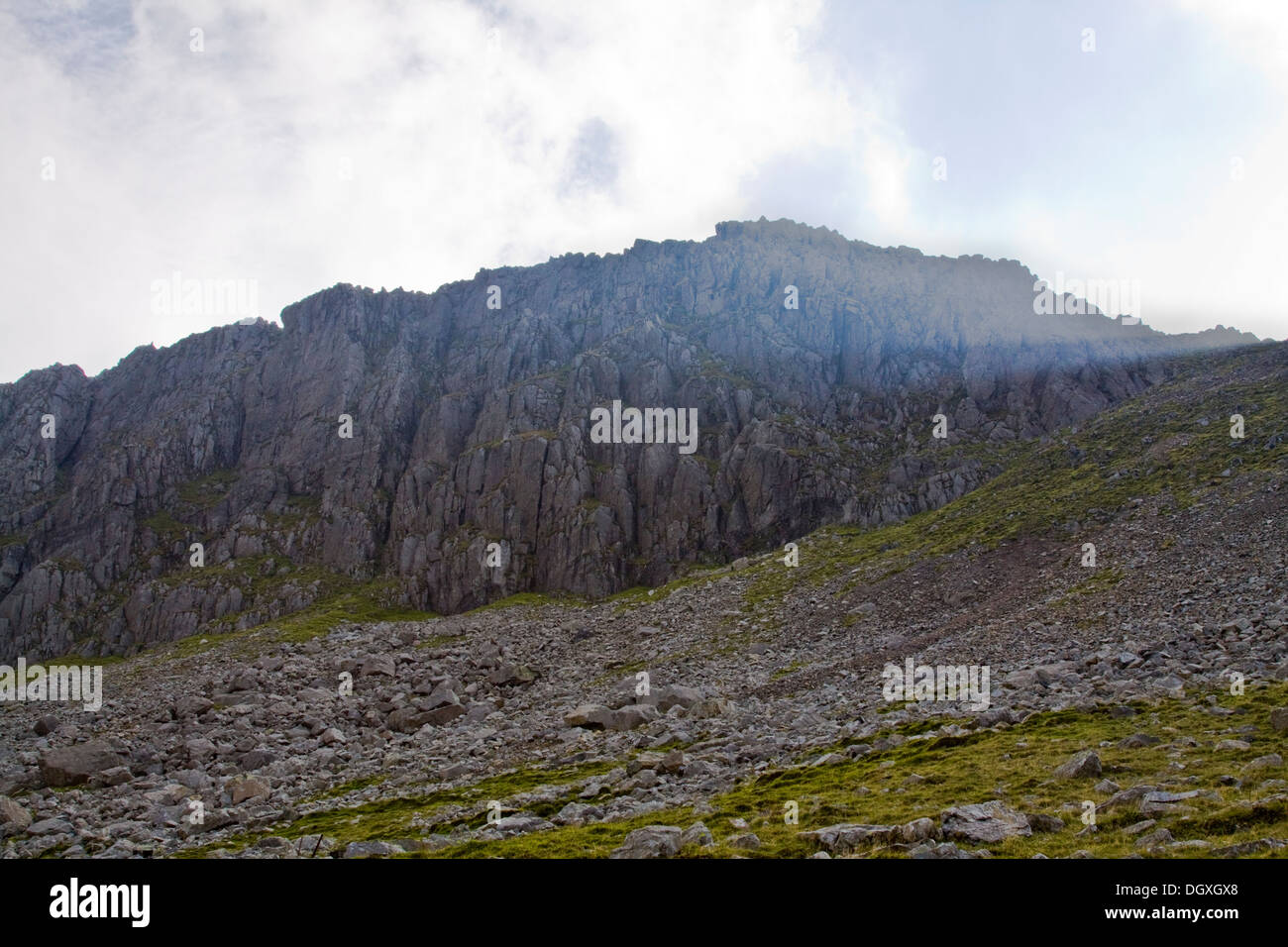 Looking at the north side of Great Gable before the hard ascent up the ...