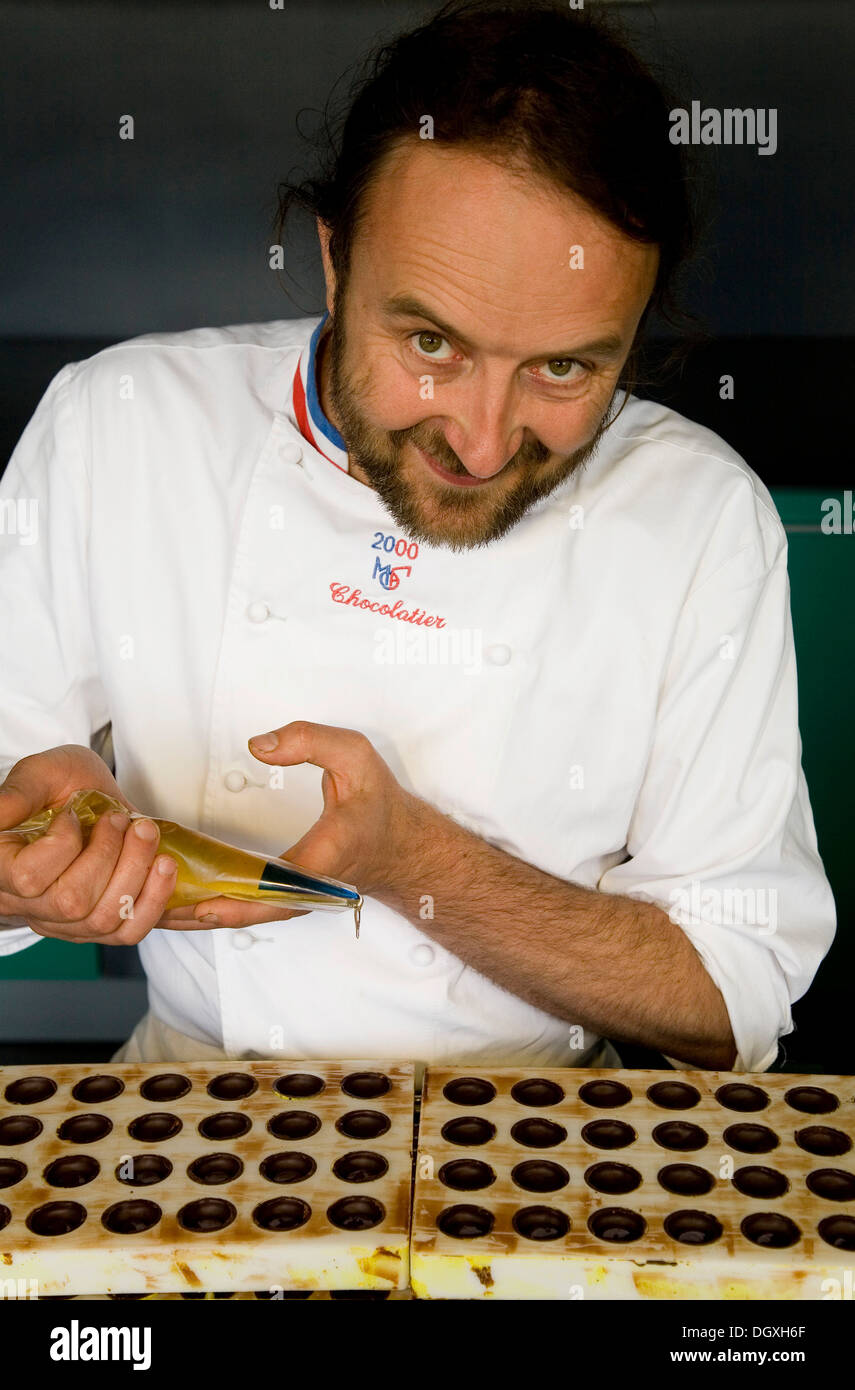 Chocolatier Patrick Roger producing "honey chocolates", "la Ganache au ...