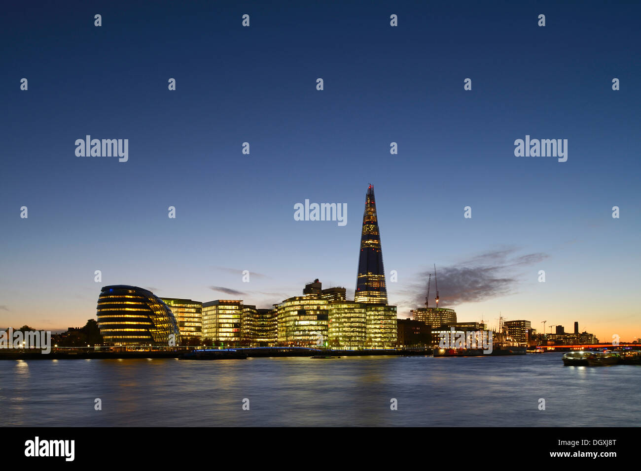 Norman foster building london hi-res stock photography and images - Alamy