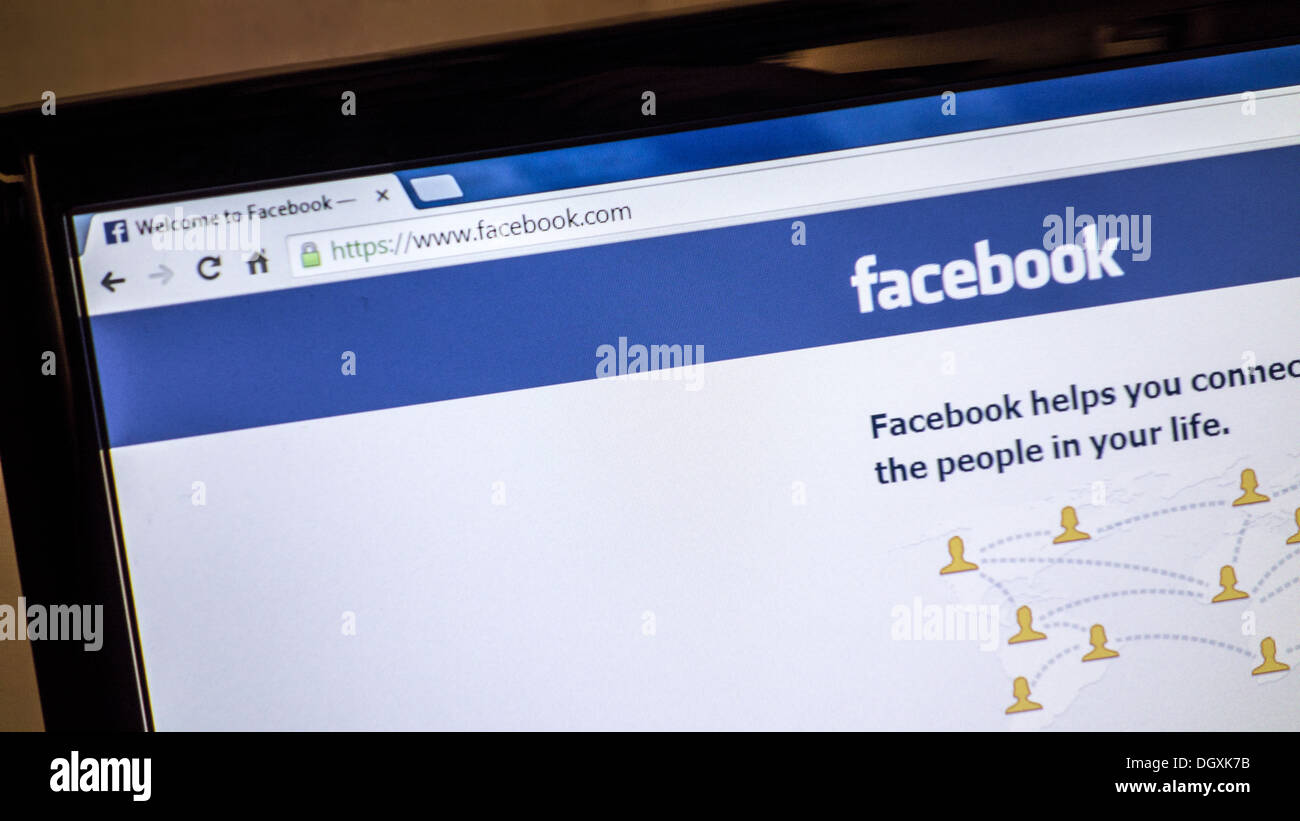 Facebook website on computer screen Stock Photo - Alamy