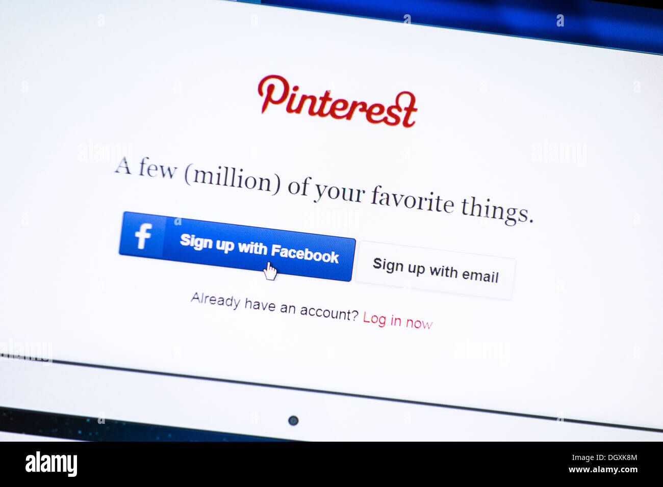 Pinterest logo hi-res stock photography and images - Alamy