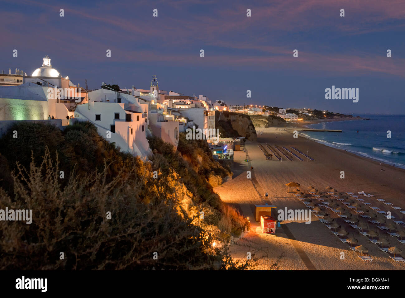 Albufeira street night hi-res stock photography and images - Alamy