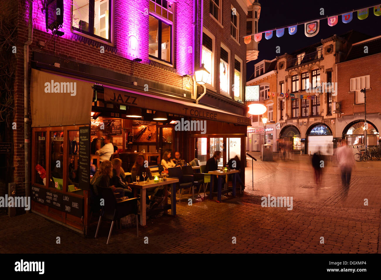 Utrecht center hi-res stock photography and images - Alamy