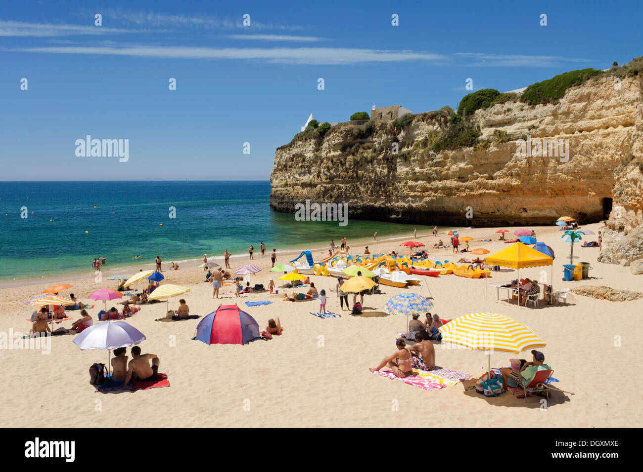 Praia da senhora da rocha hi-res stock photography and images - Alamy