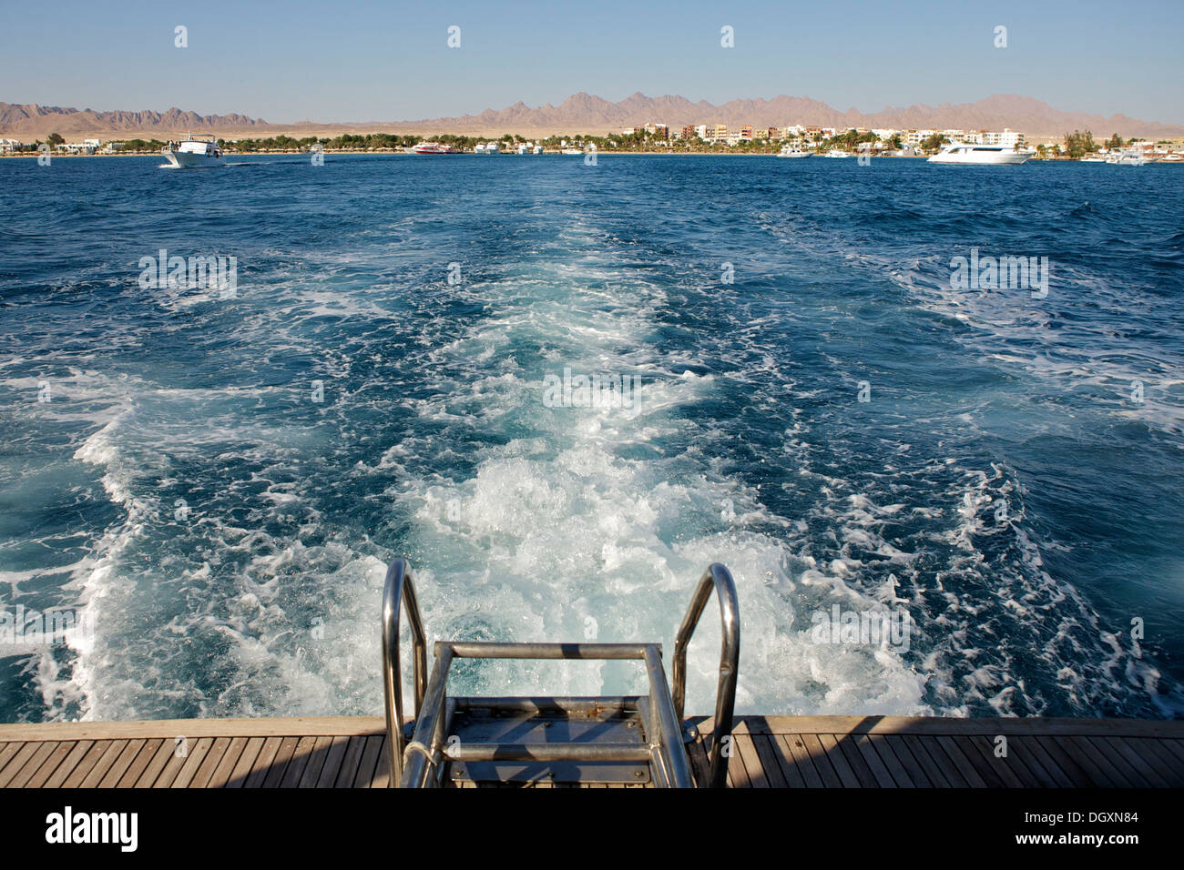 The stern of a diving boat hi-res stock photography and images - Alamy