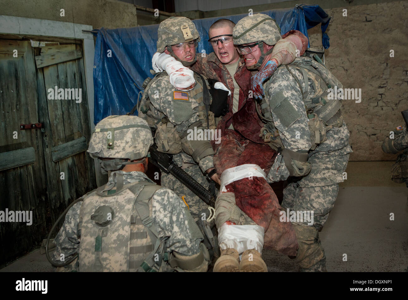 Basic combat training hi-res stock photography and images - Alamy