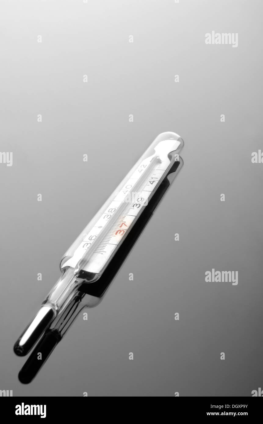 Mercury thermometer hi-res stock photography and images - Alamy