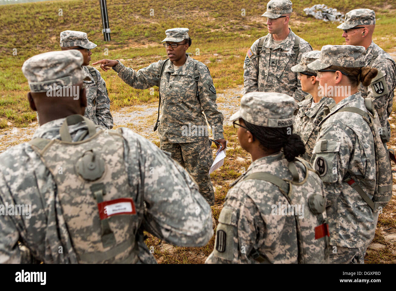 Woman directs recruits training hi-res stock photography and images - Alamy